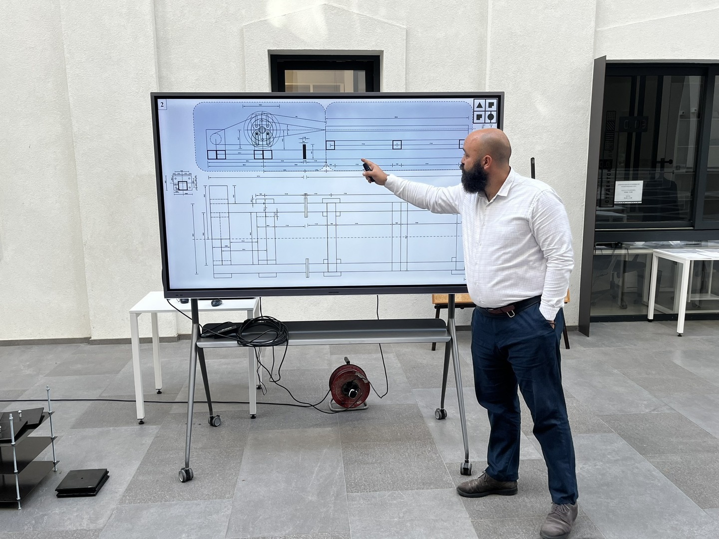 Presentation of the earthquake simulation platform | UNIBL